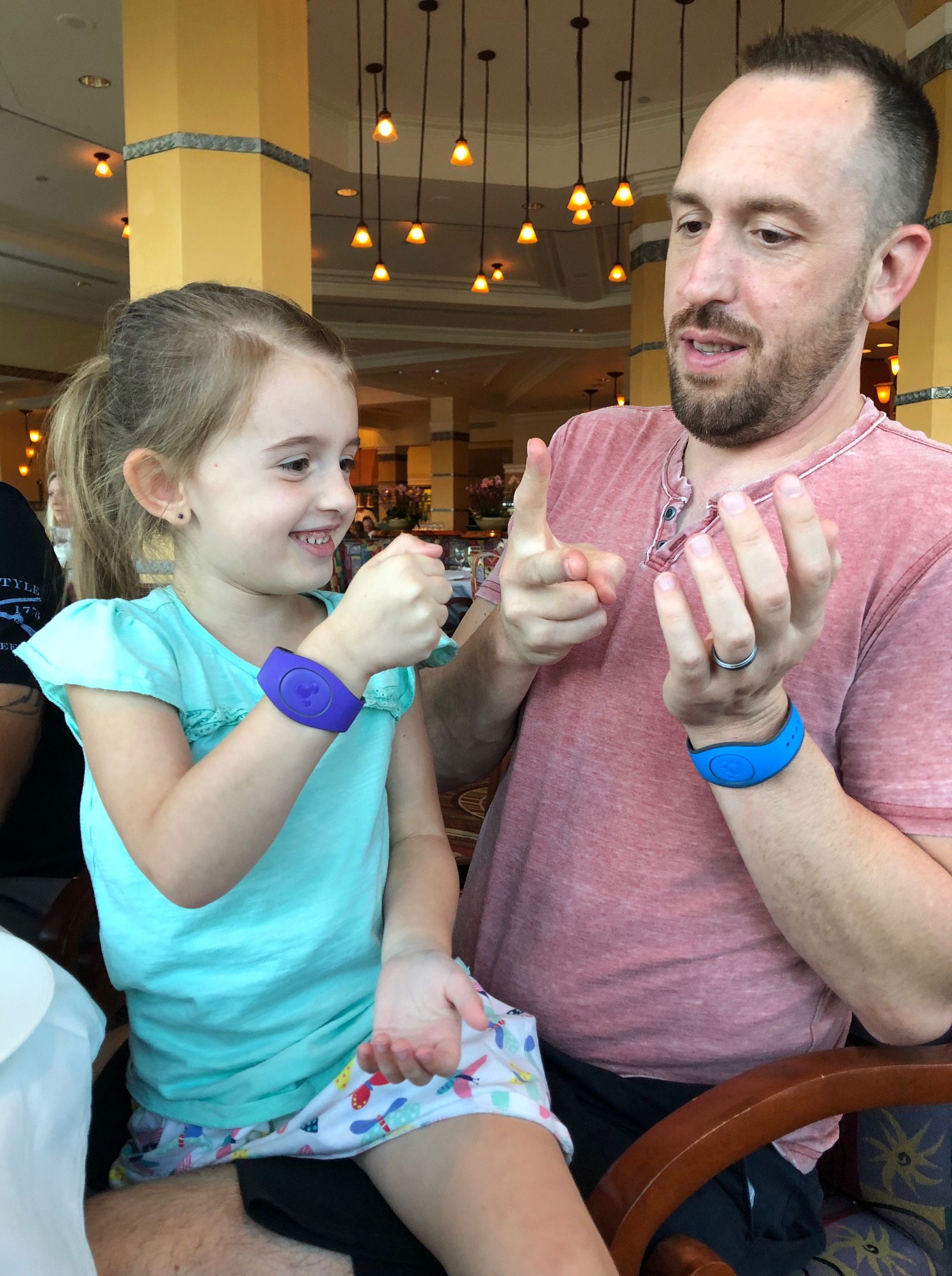10 Things to Do While Waiting in Line at Disney Parks - Magical Travel